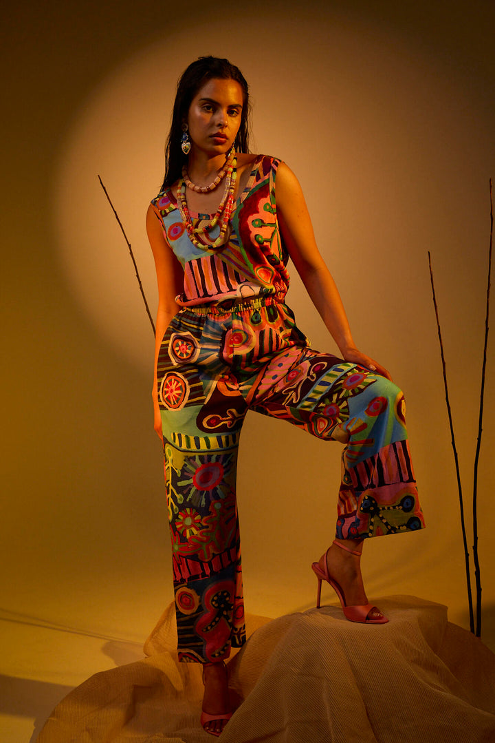 Obus creates beautiful and practical wearables for the modern woman ...