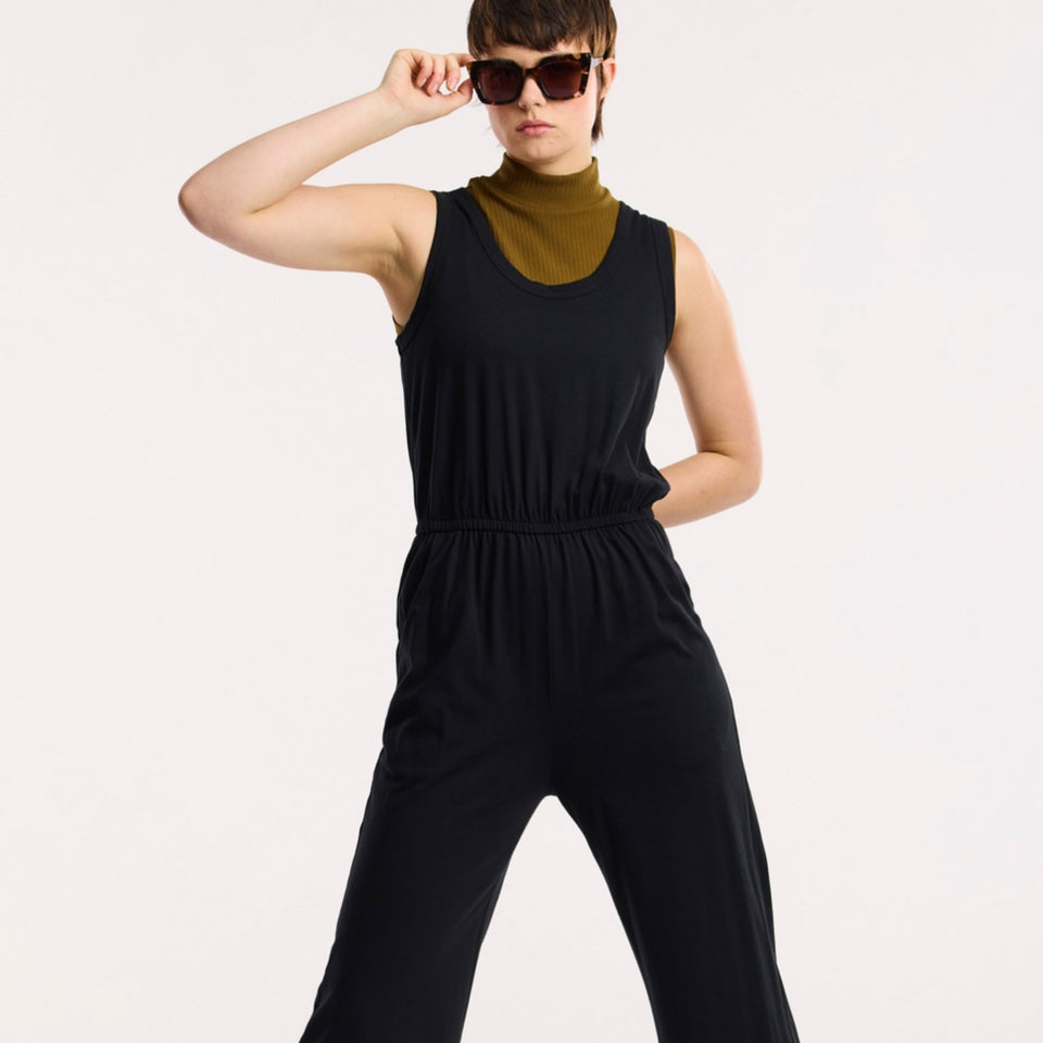 Obus creates beautiful and practical wearables for the modern woman ...